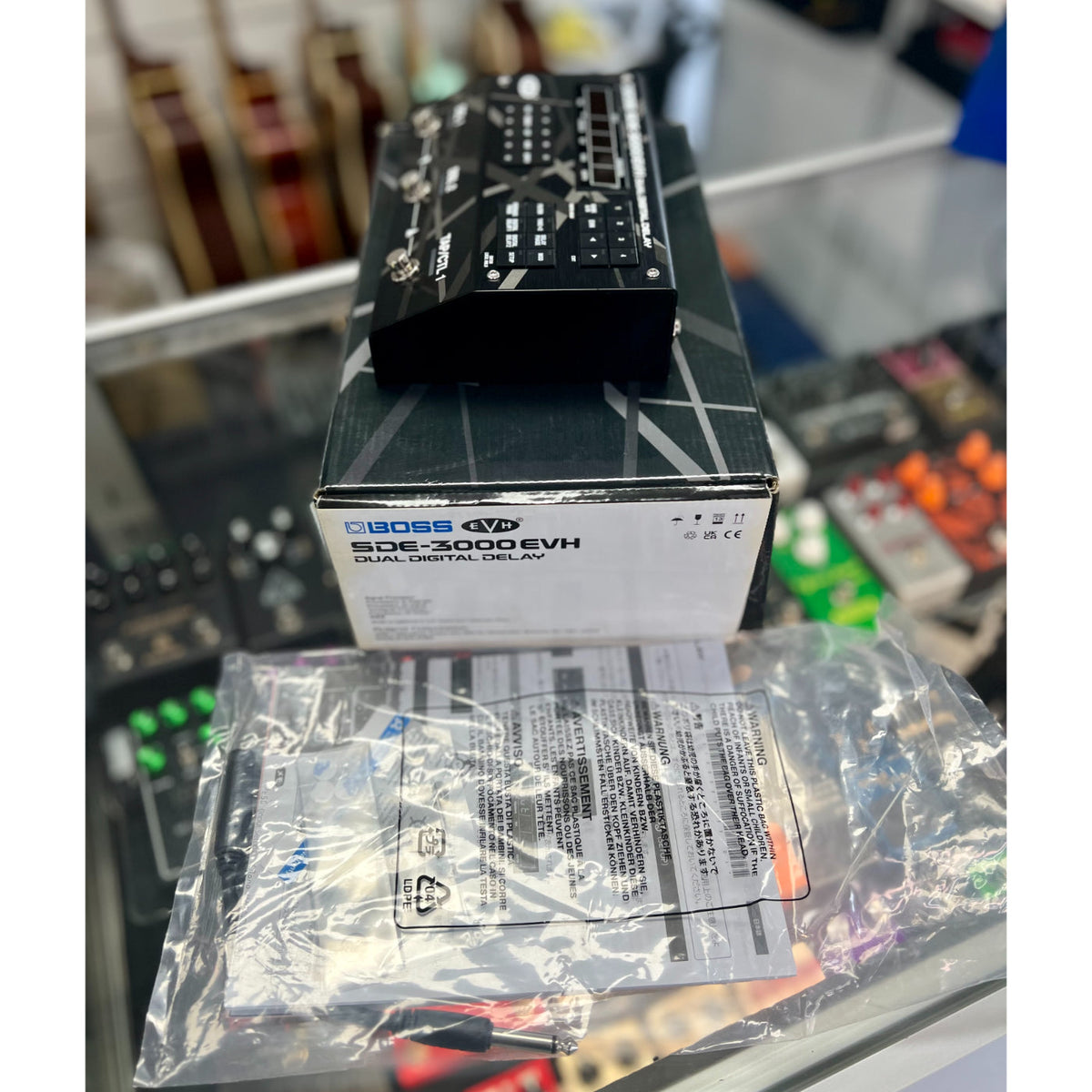 Boss SDE-3000EVH Dual Digital Delay EVH Edition ( EX DEMO) – Infinite Music